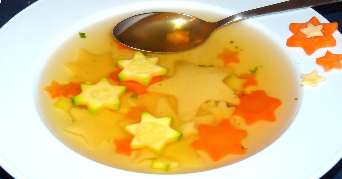 Sternen-Suppe mit Zucchini und Rüebli - MiBon