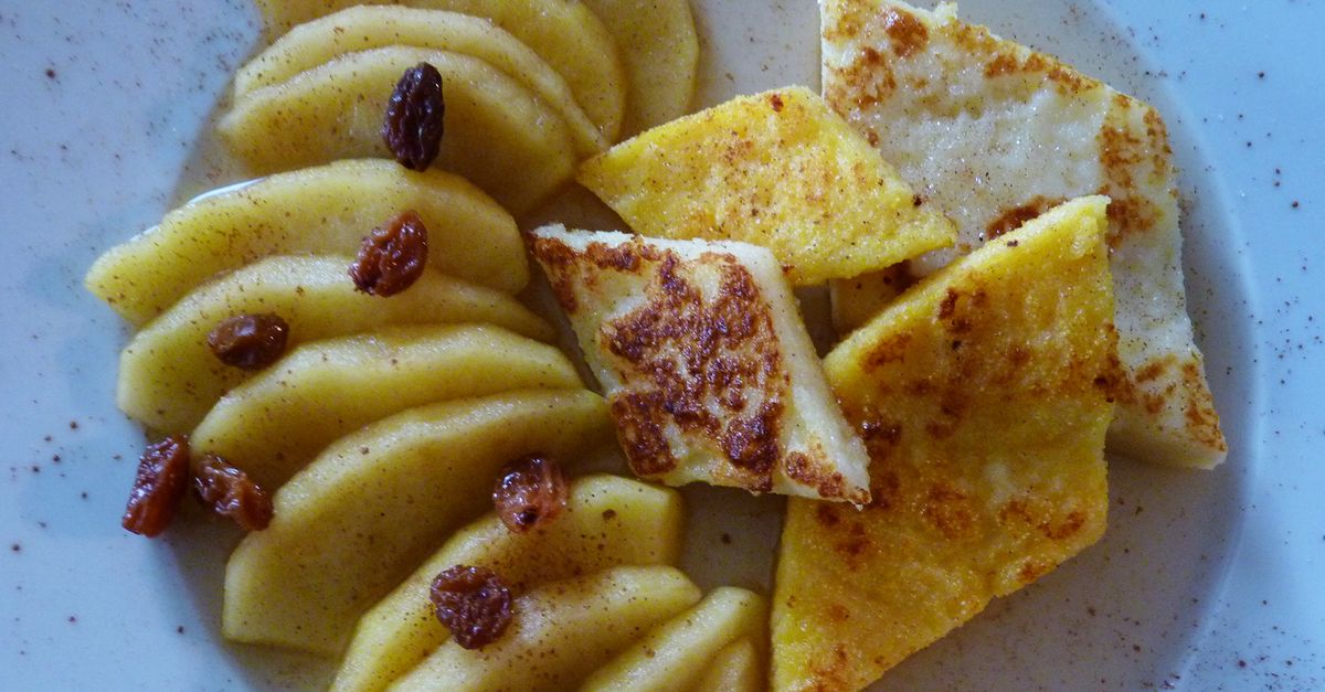 Süsse Maisschnitten mit Apfelkompott - MiBon