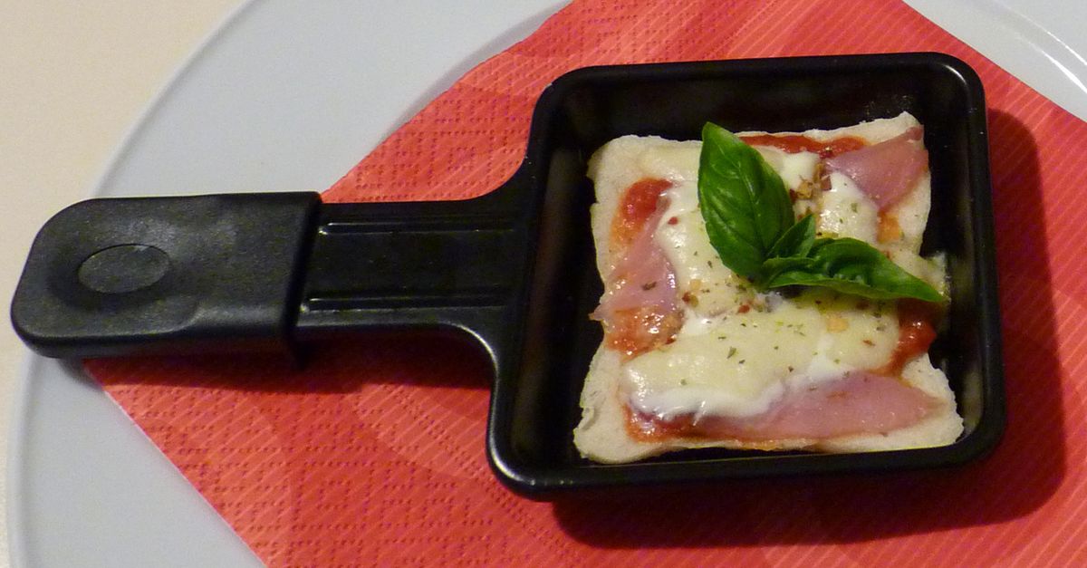 Mini-Pizza aus dem Raclette-Ofen - MiBon